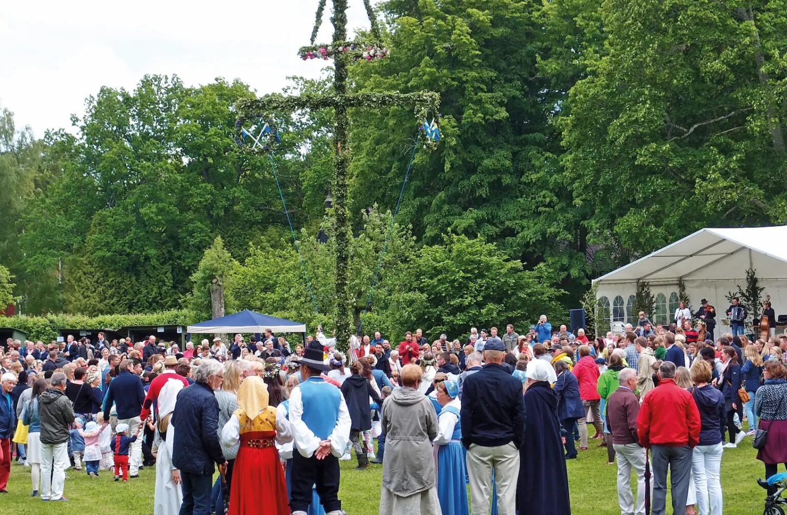 Guide: Här kan du fira midsommar i Sörmland – Sörmlandsbygden